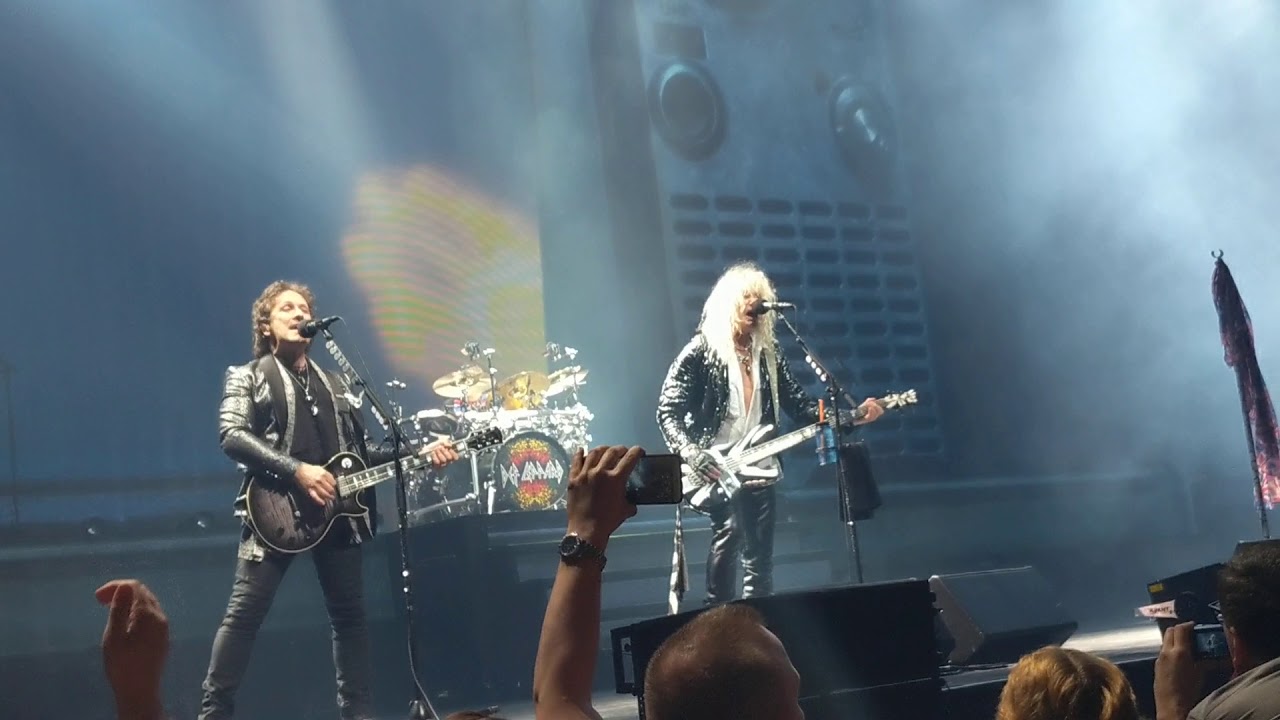 def leppard excitable and animal - YouTube