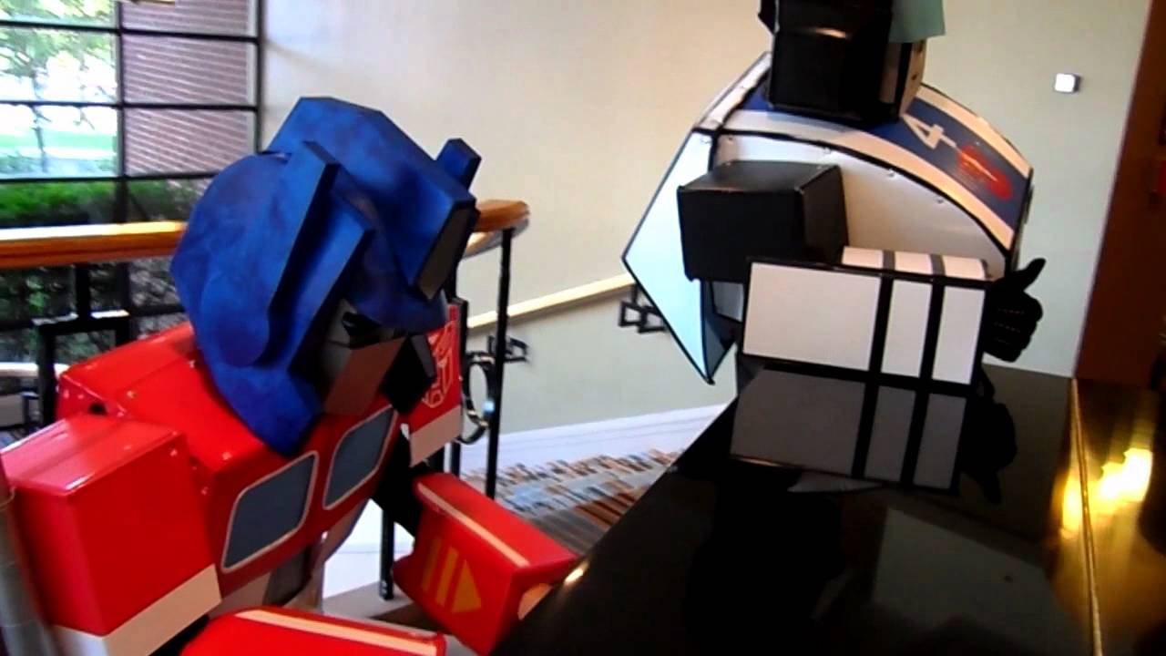 G1 Optimus Prime and Jazz Transformers Costumes - YouTube