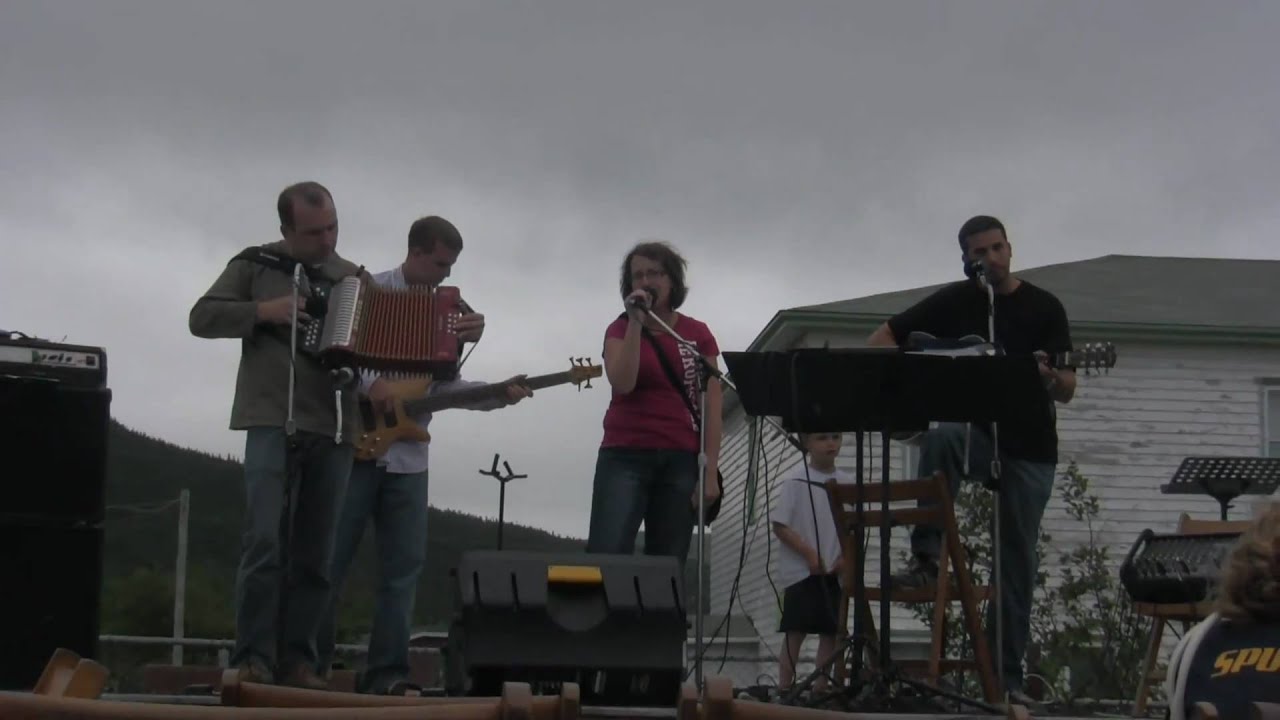 The Quilty Family ... and David Spurvey ! - YouTube