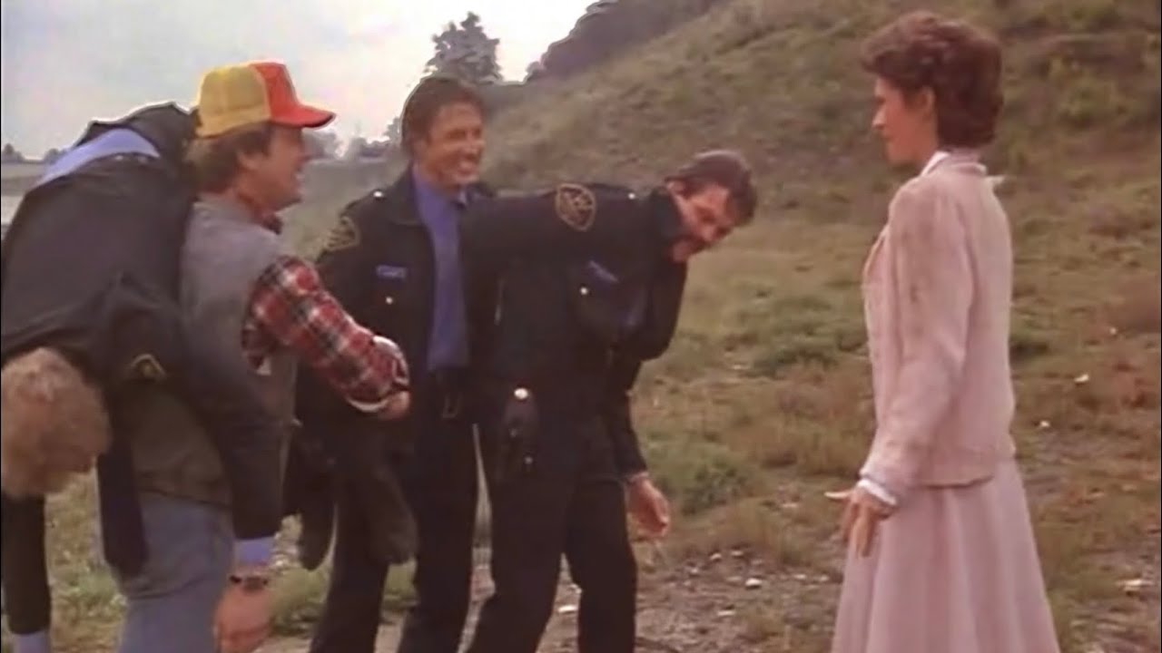 Redneck Saves the Country- Scarecrow and Mrs. King - YouTube