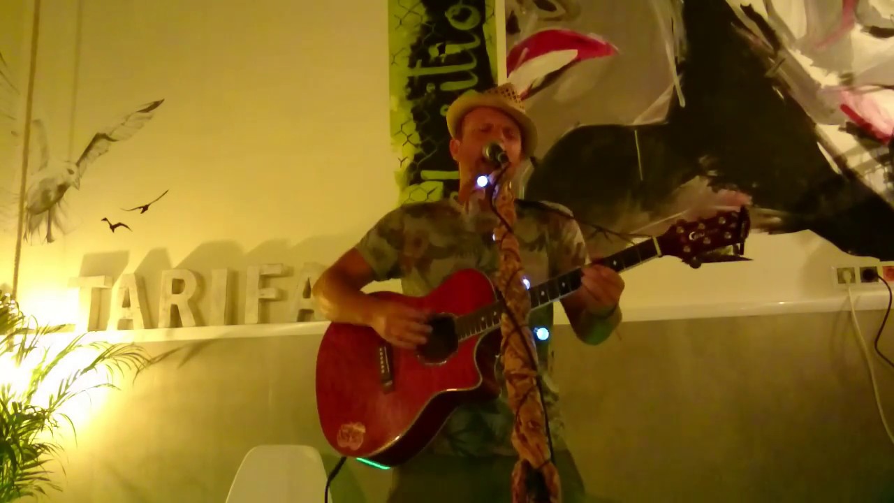 Matt Rivers - Here She Comes - YouTube