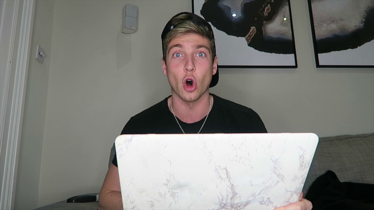 DAILY MAIL MADNESS!!! - YouTube