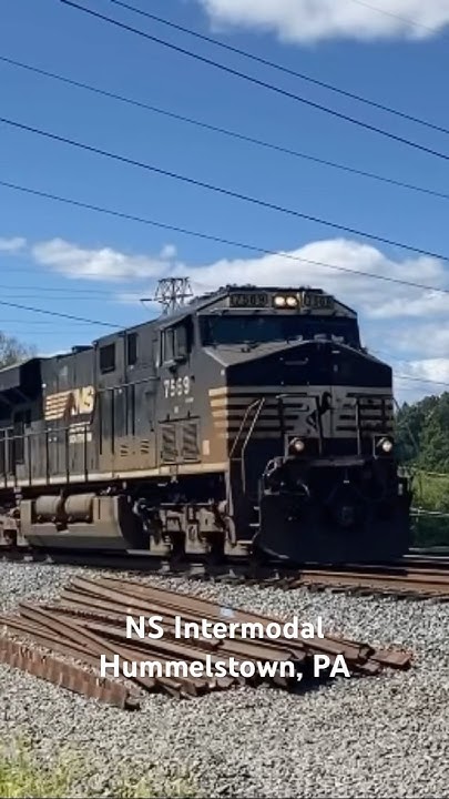 NS 28X Hummelstown, PA Harrisburg Line #railway #railroad #railfanning #train #nstrains # ...