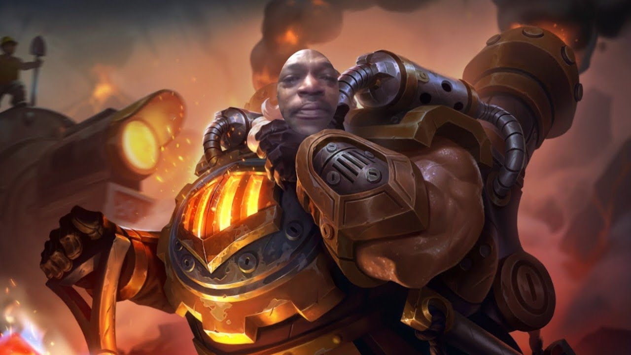 FRANCO EXE || COSPLAY CHEF ARNOLD - YouTube