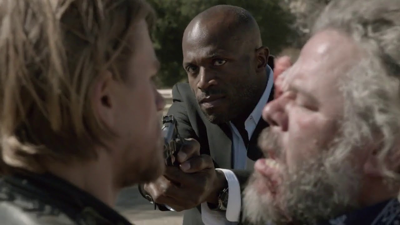 A M0RTE DE Bobby Elvis - Sons Of Anarchy - DUBLADO - YouTube