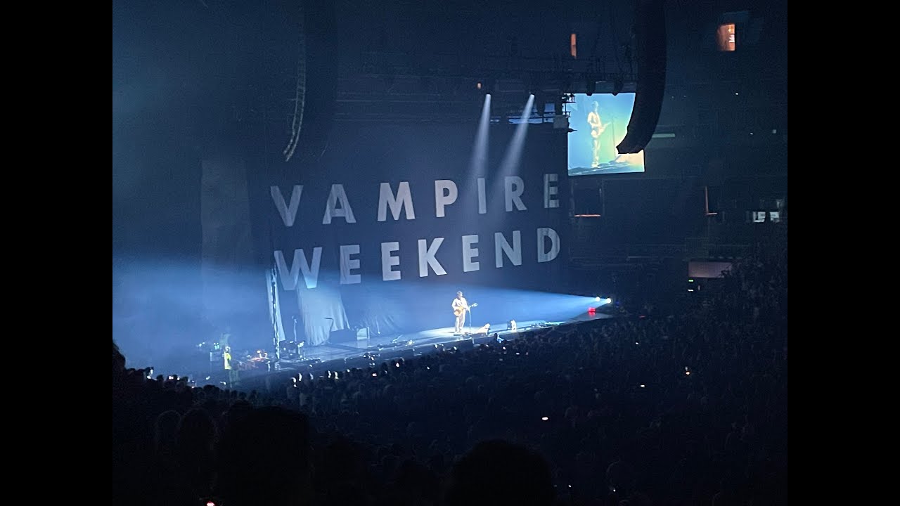 Vampire Weekend Concert: Boston, September 2024 - YouTube