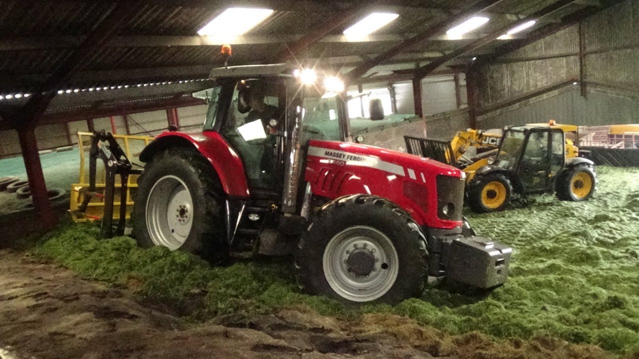 Cumbrian Silage - On the Pit Buckraking with Massey Ferguson 6480 & JCB ...