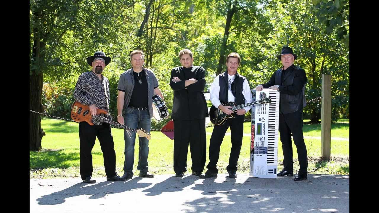 Born to Run - cover by The Vinyl Highway Band - YouTube