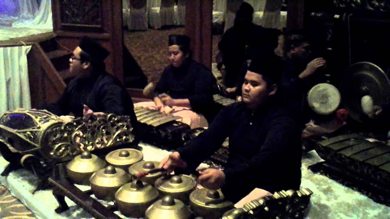 dayung sampan by gamelan warisan - YouTube
