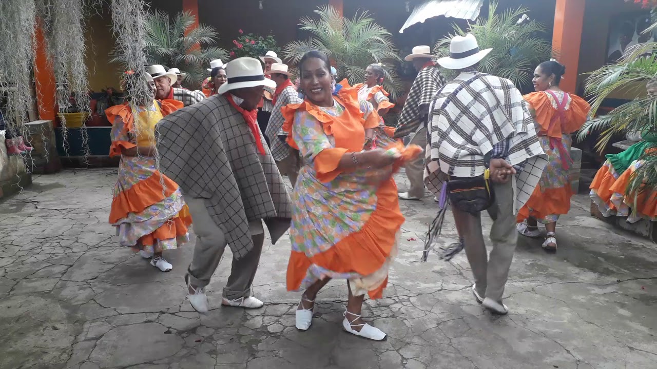 LA REDOVA, BAILE ANCESTRAL, FOLCLOR Y TRADICIÓN , PARQUE VIVO EL ...