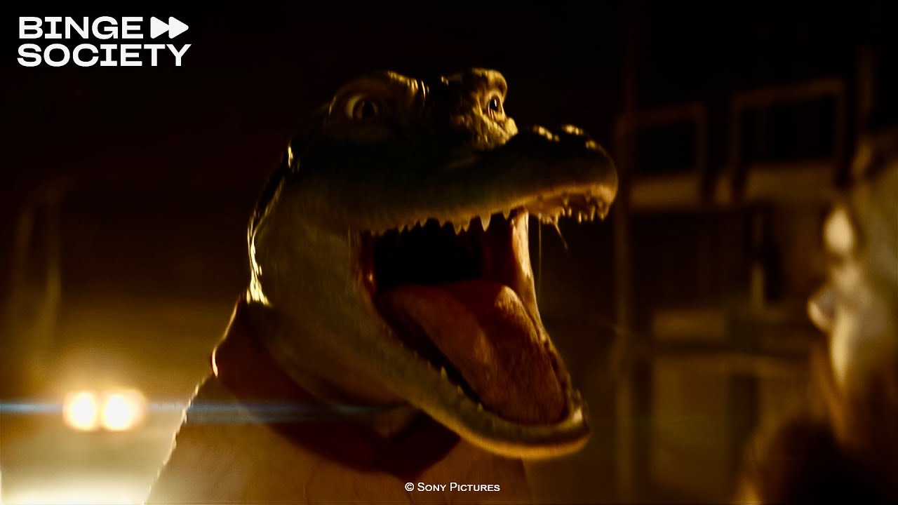 Lyle Eats The Cat Scene - Lyle, Lyle, Crocodile (2022) - YouTube