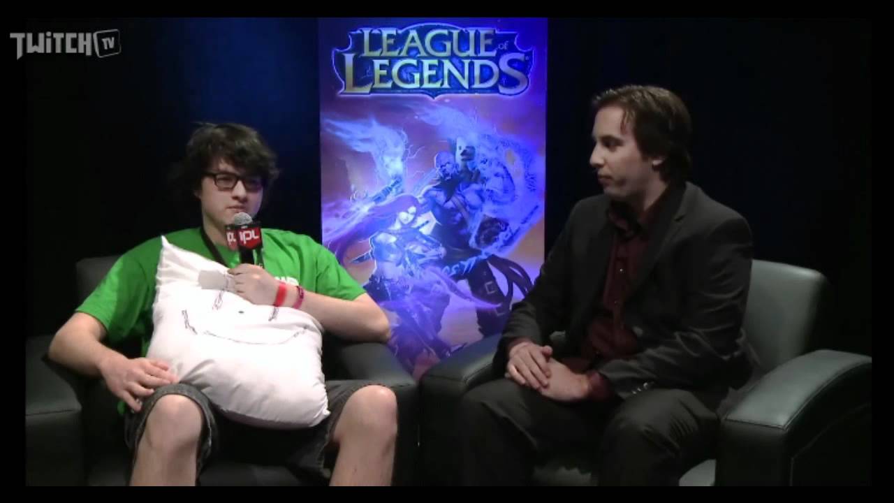 League of Legends #24 : Dyrus Interview - YouTube