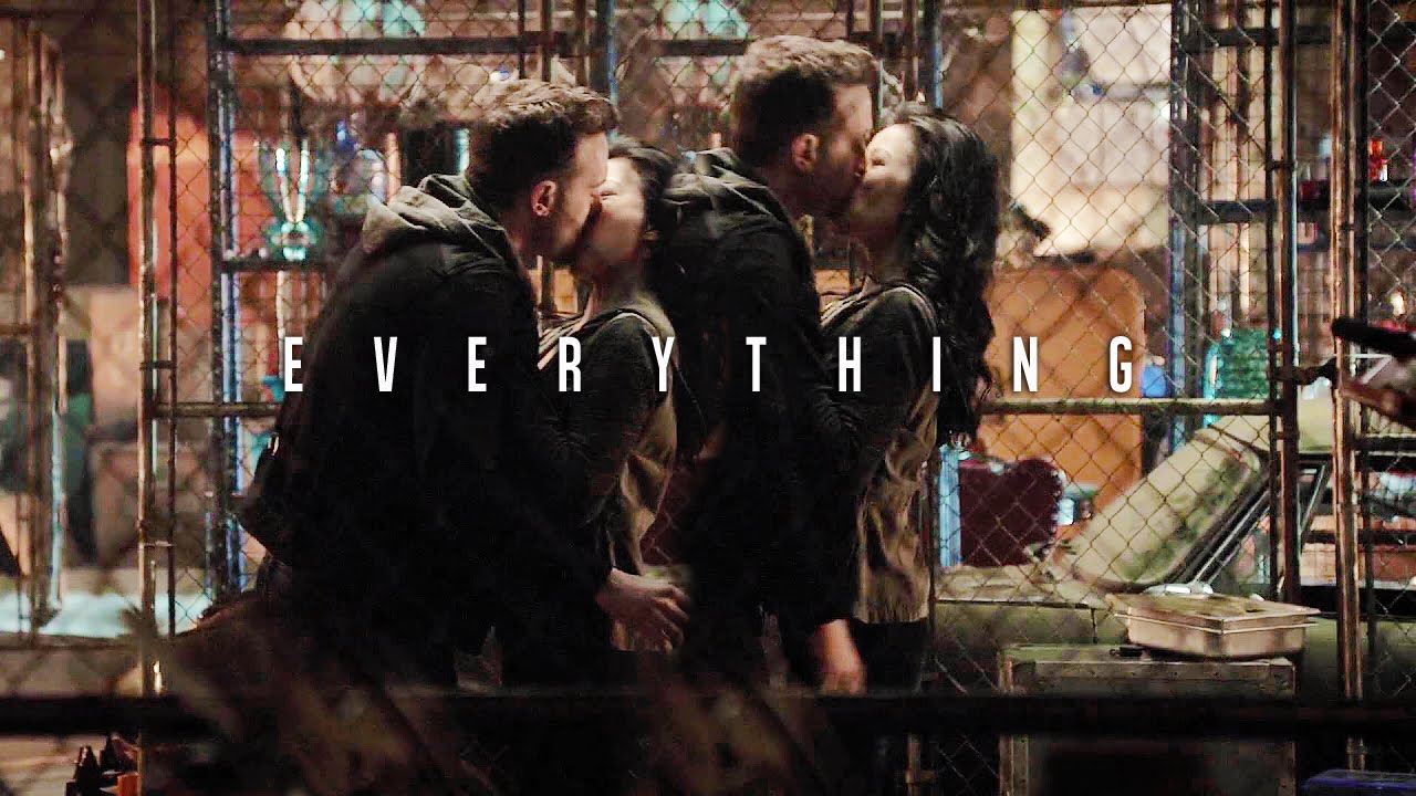 toby and happy | "don't ruin it" [+1x18] - YouTube