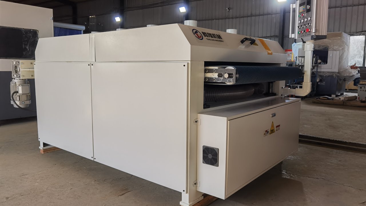 Wire brush machine for Solid wood flooring - YouTube