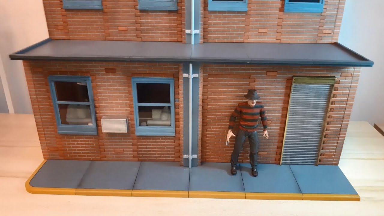 NECA Originals Street Scene Diorama Unboxing And Review - YouTube