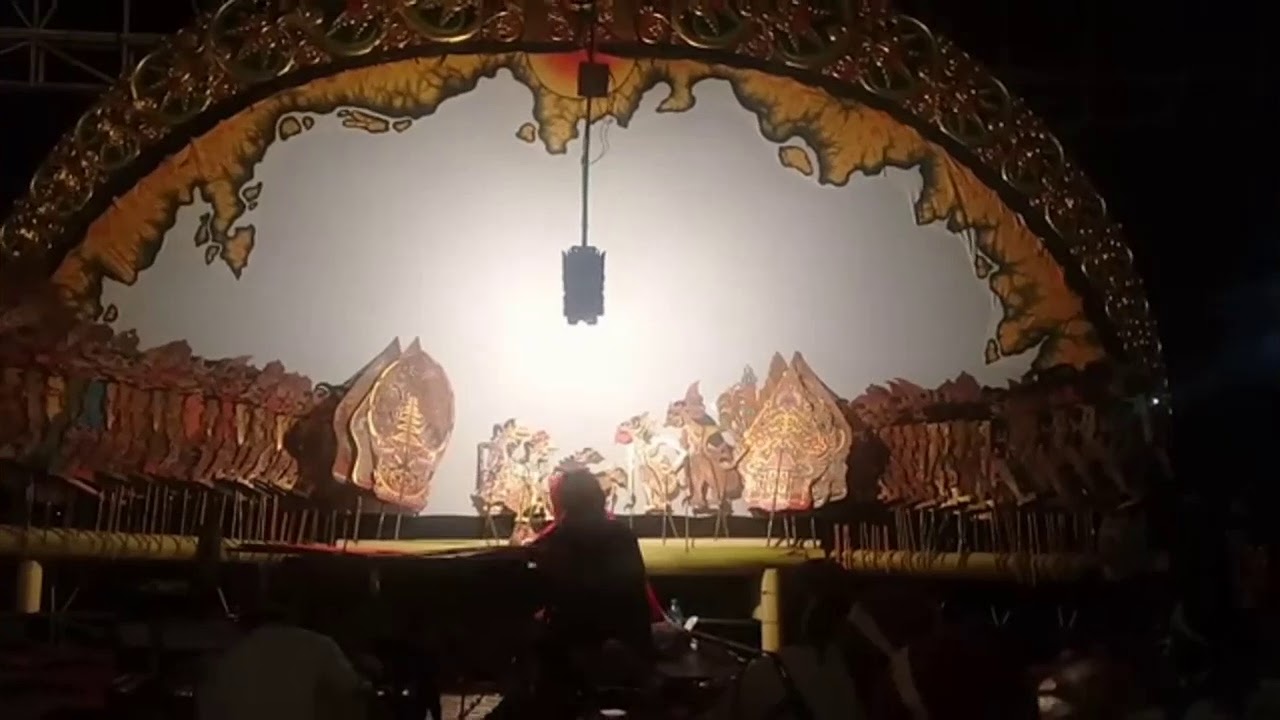 DALANG WANITA.PUTRINYA ALMARHUM KI DALANG ENTUS SUSMONO - YouTube