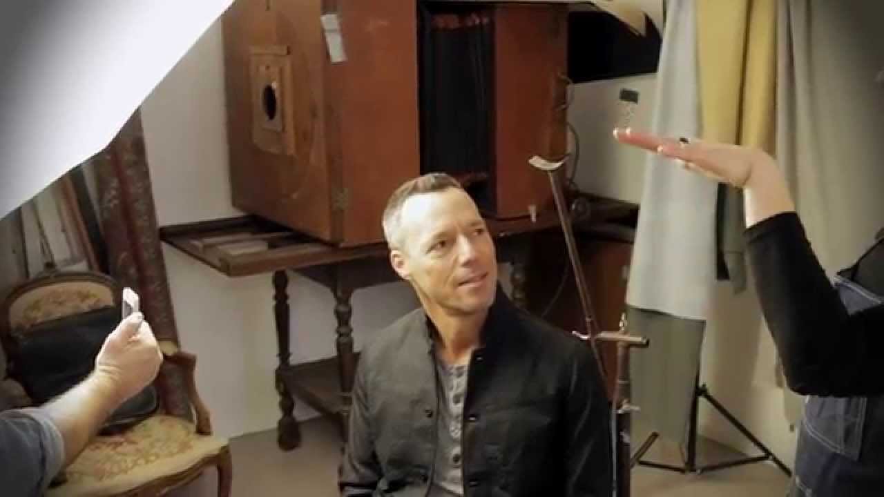 The making of: de foto van Hans Goedkoop voor De IJzeren Eeuw - YouTube