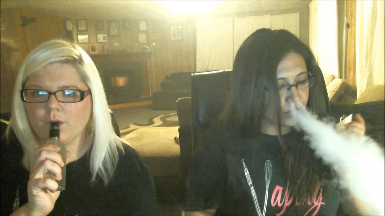Vaping Housewives ep.1 Nerd E Juice! - YouTube