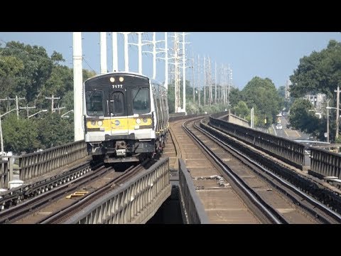 LIRR - Lindenhurst - Trains Arrive From Both Directions - YouTube