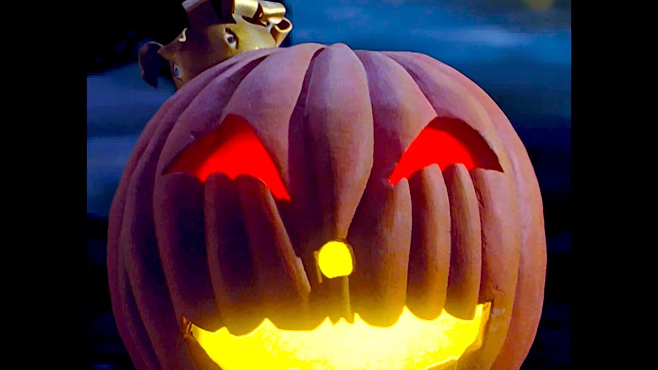 ULTRAMAN TIGA (4Kids English Dub) Episode 08: All Hallows Eve - HD ...