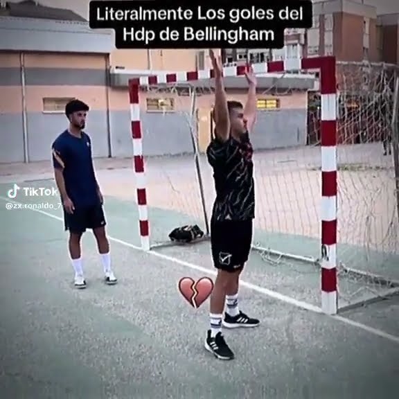 Bellingoat - YouTube