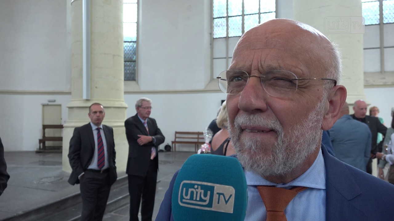 Afscheidsdienst van 'verbindende factor' Ad Alblas - YouTube