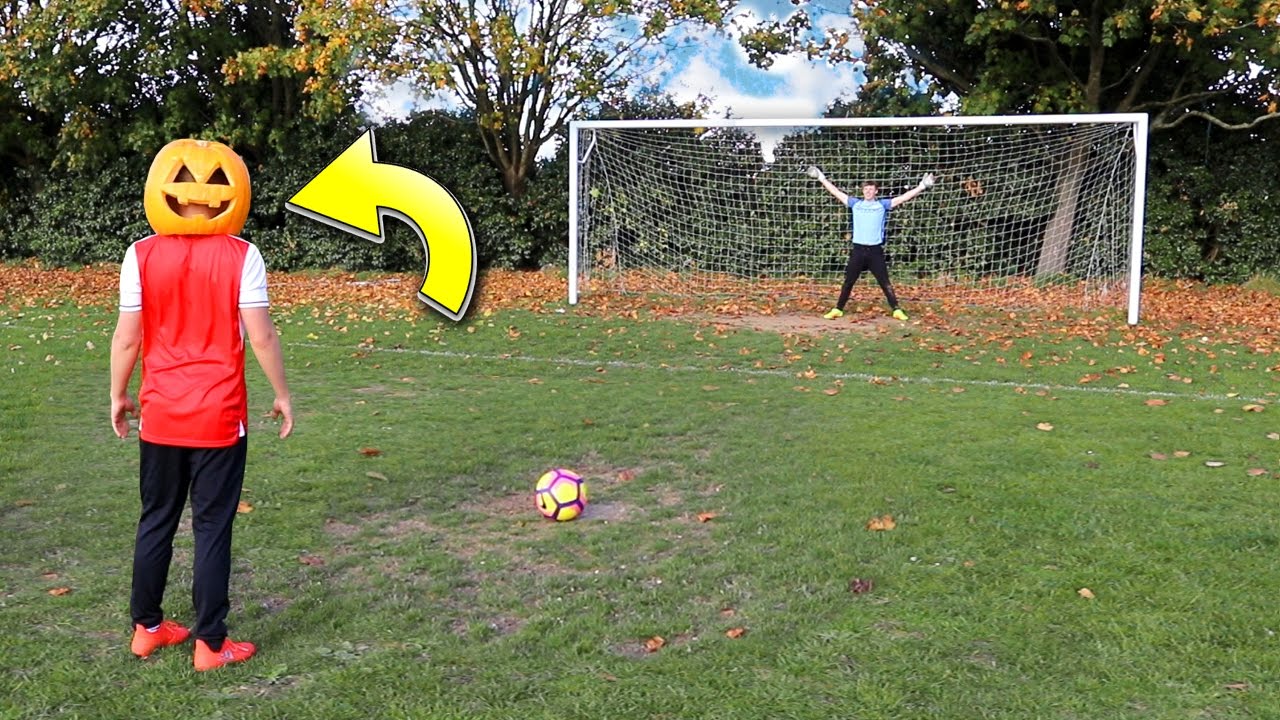 THE SCARIEST FOOTBALL CHALLENGES EVER ft. W2S - YouTube