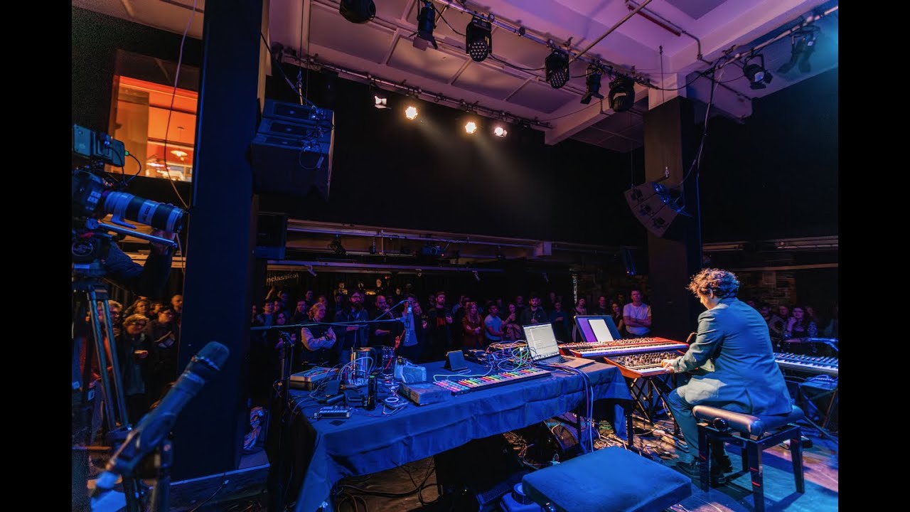 Tansy Davies – Star-Way - YouTube