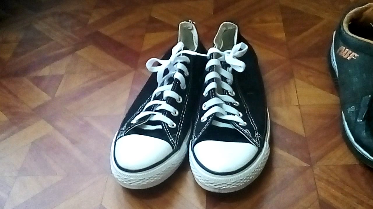 differences between sport shoes and snicker shoes - YouTube