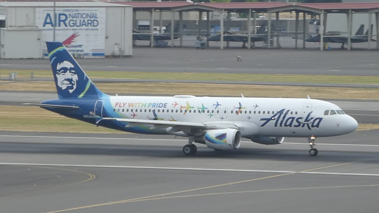 Alaska Airlines Airbus A320-214 [N854VA] (Fly With Pride Livery ...