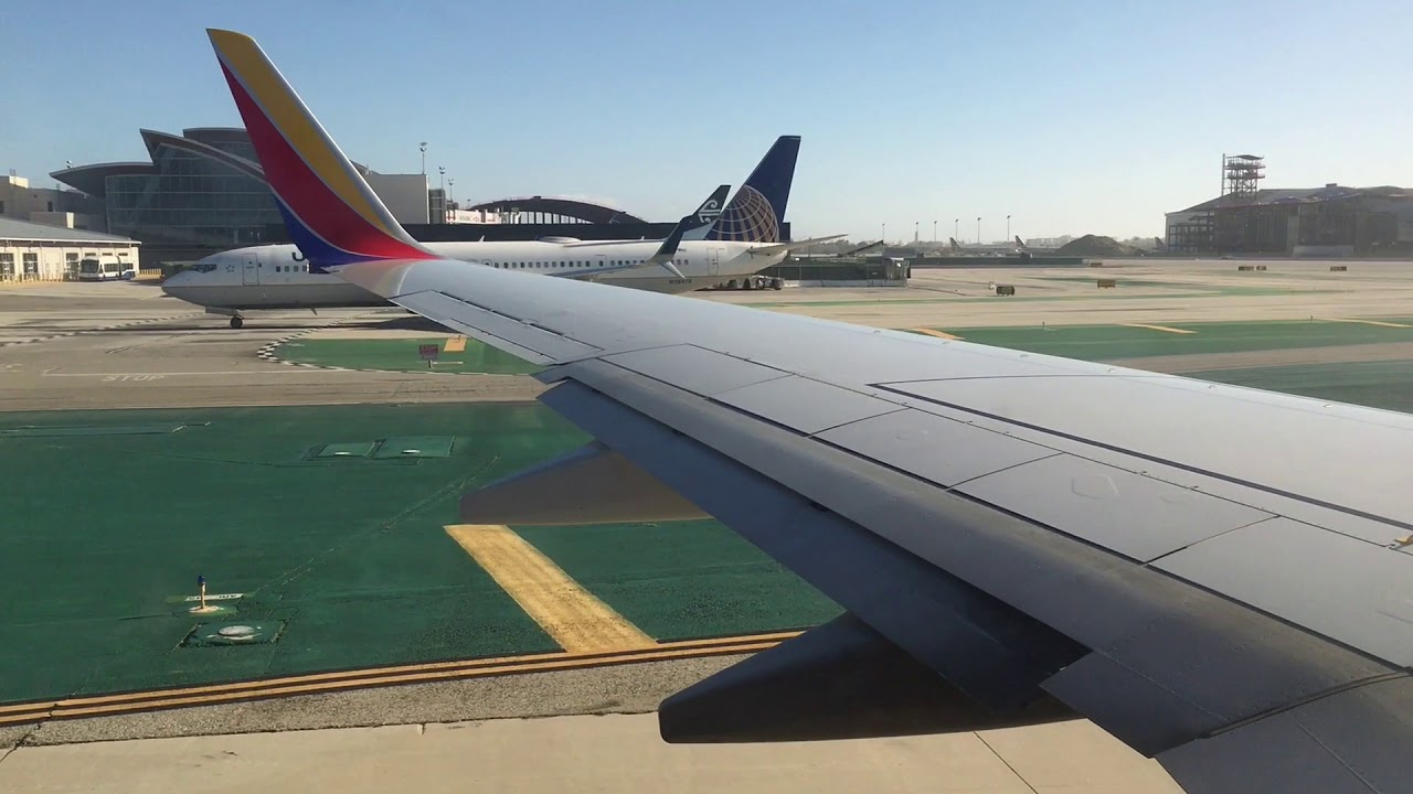 Southwest Airlines 737-700 Takeoff from Los Angeles LAX - YouTube