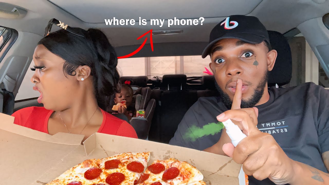 Fart Spray On Pizza Prank On Girlfriend - YouTube