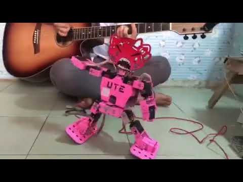 Robot Dance With Guitar - Hello Kitty Robot YOLO Team