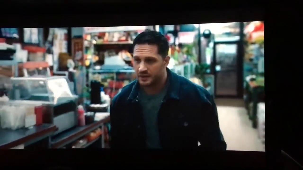 🖤We are Venom 🖤robbery scene🖤 audience reaction... - YouTube