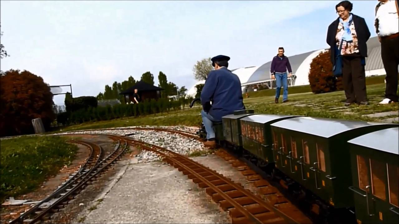 Crampton Locomotive. - YouTube