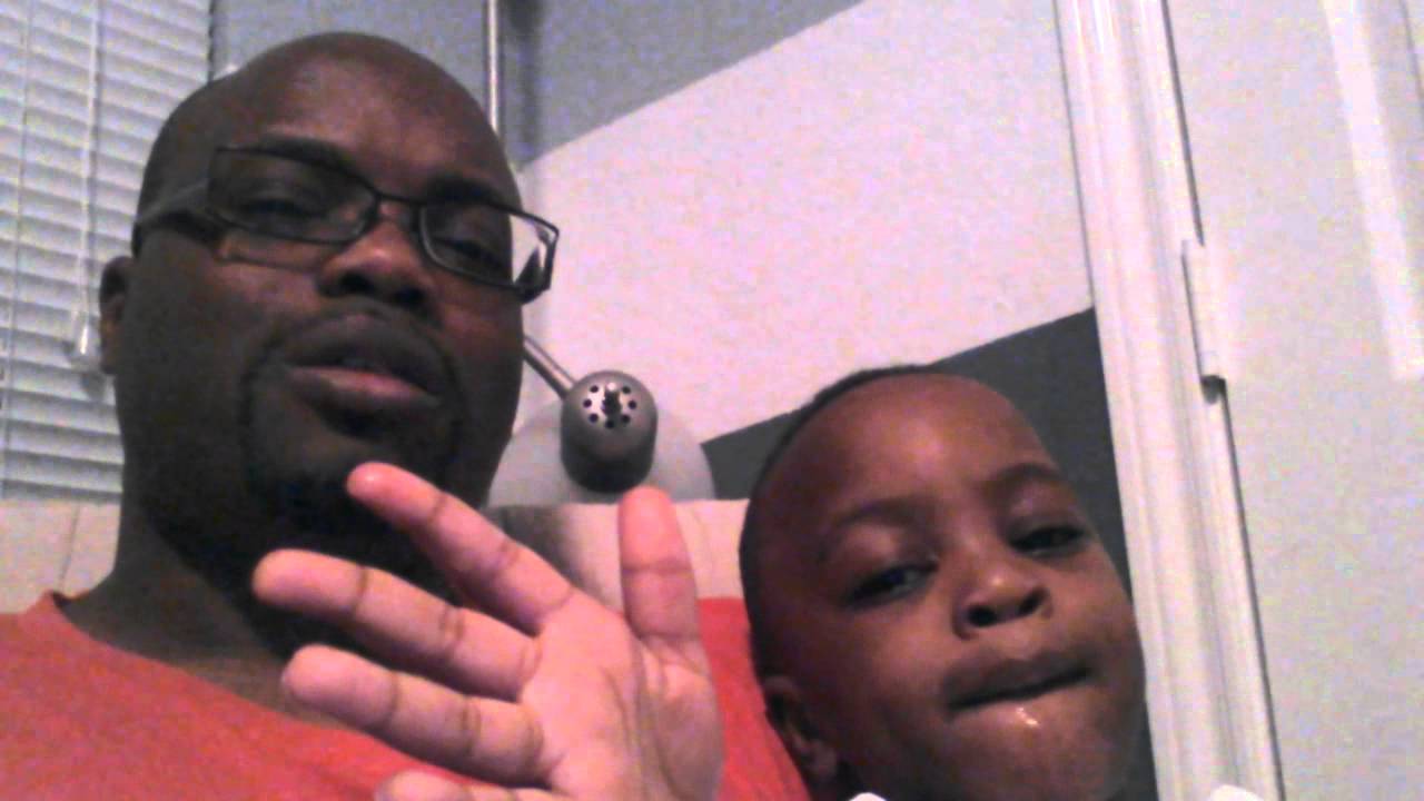 David Thompson singing to, son, Logan Thompson - YouTube