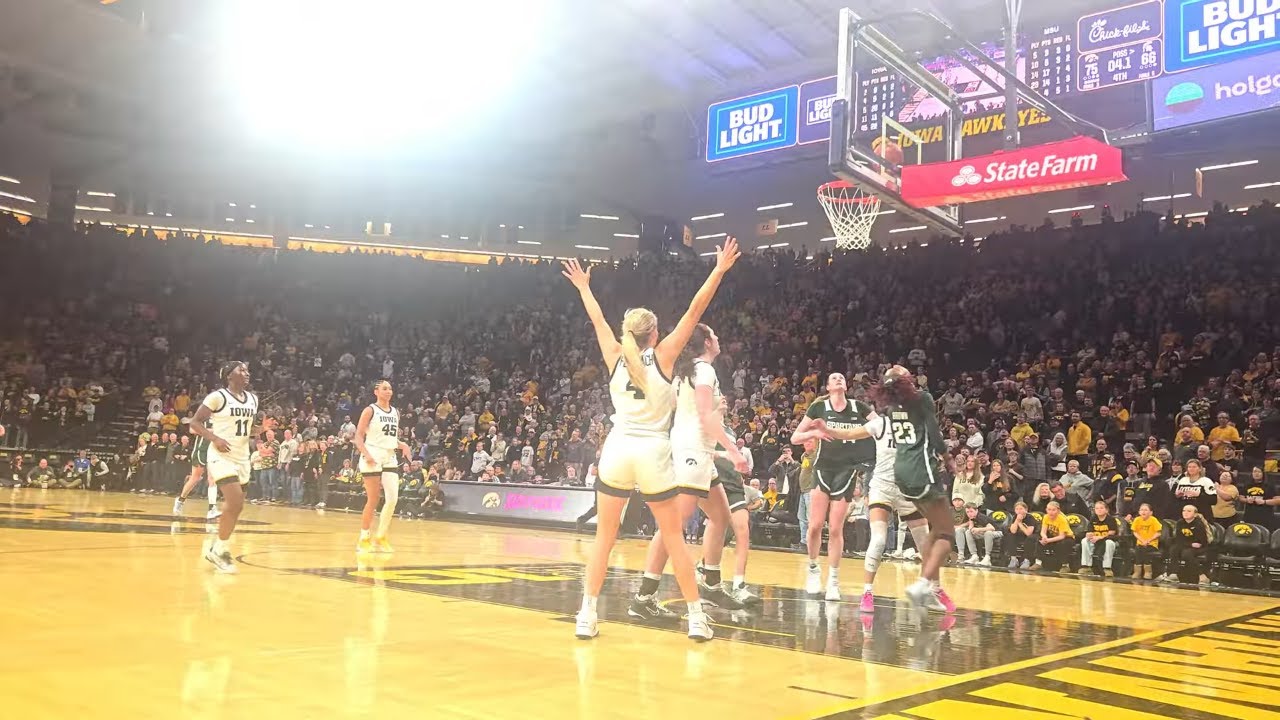 Last Seconds Of Iowa Hawkeyes Defeating Michigan State - YouTube