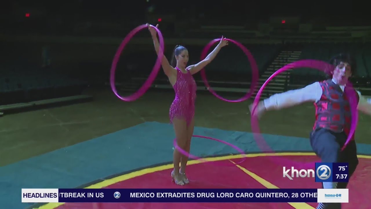 Daring stunts, aerial acrobatics, more at Super American Circus - YouTube