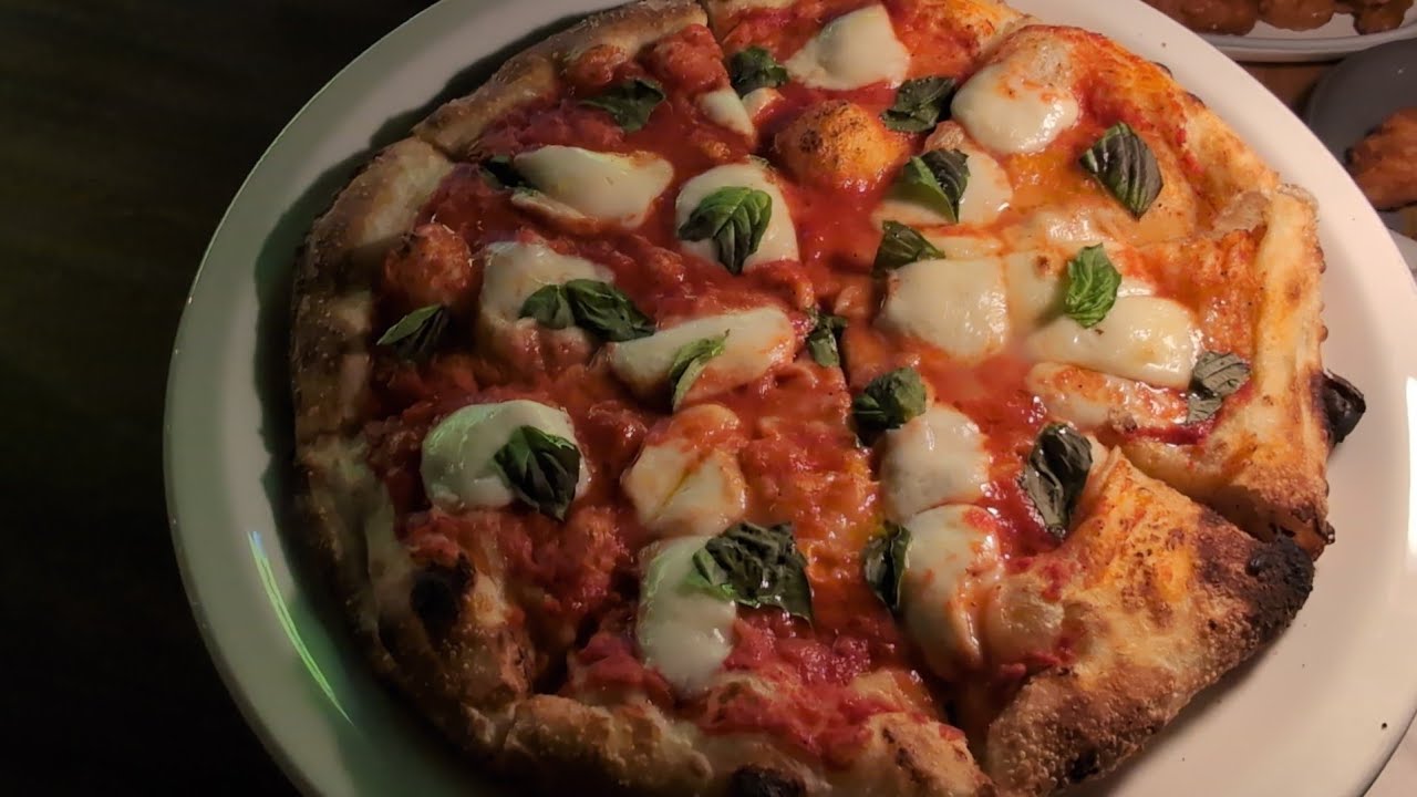Game Time Social Pizza Review (Vaughan, Ont). - YouTube