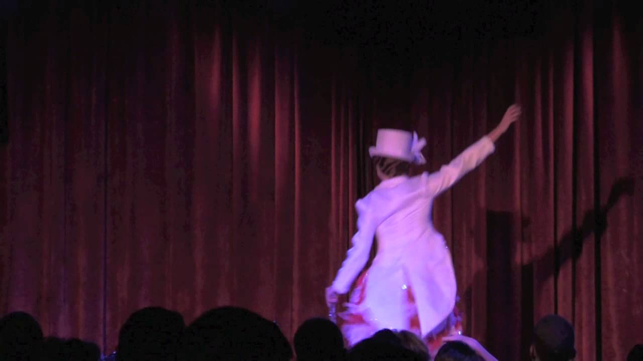 Gin Minsky's tribute to Diane Naegel at the 2011 New York Burlesque ...