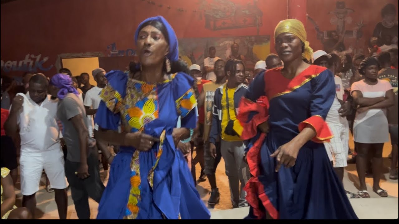 Ay loko loko pale se Kay Anperè Wesley kigen pibèl Vodou nan Senmak ...