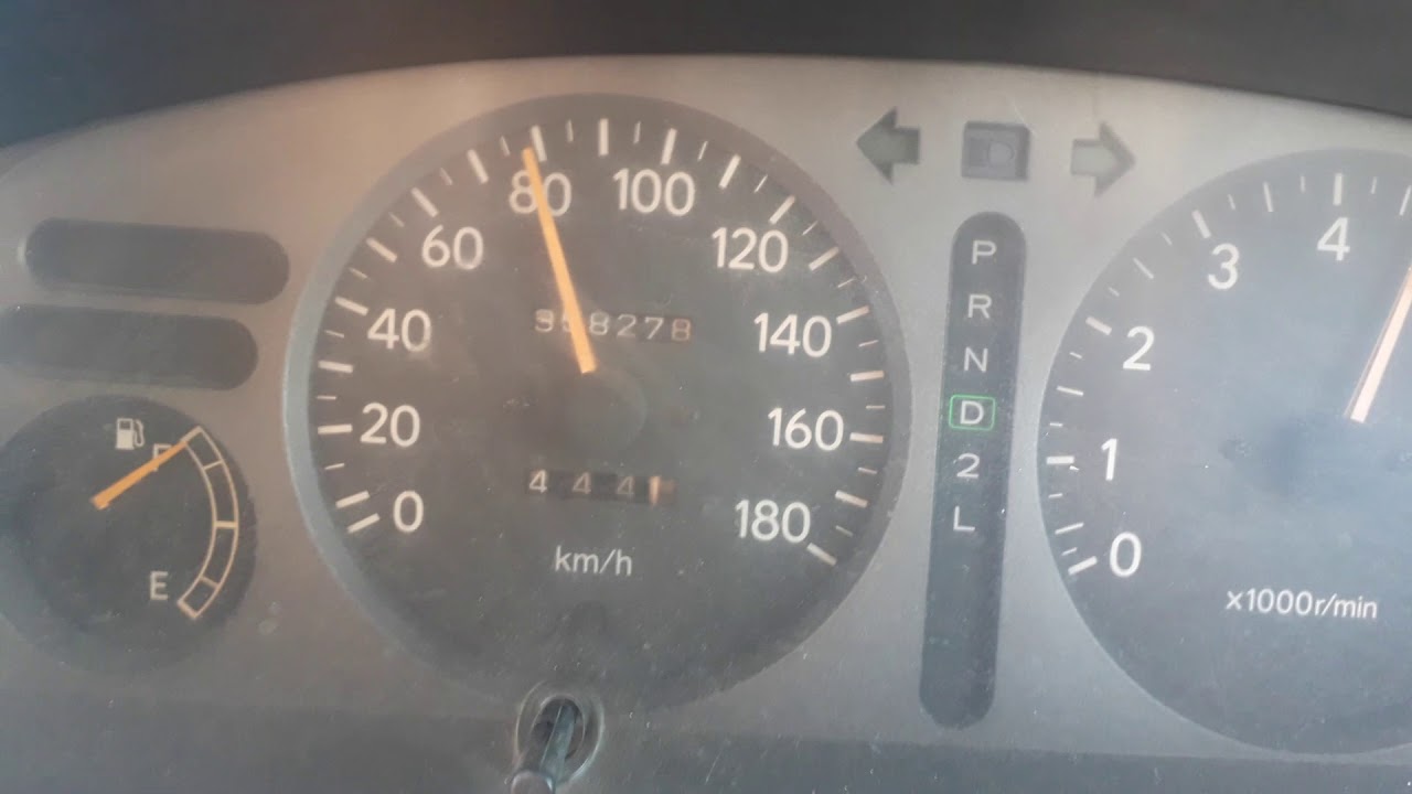 Разгон Toyota Sprinter Carib ae114 - YouTube