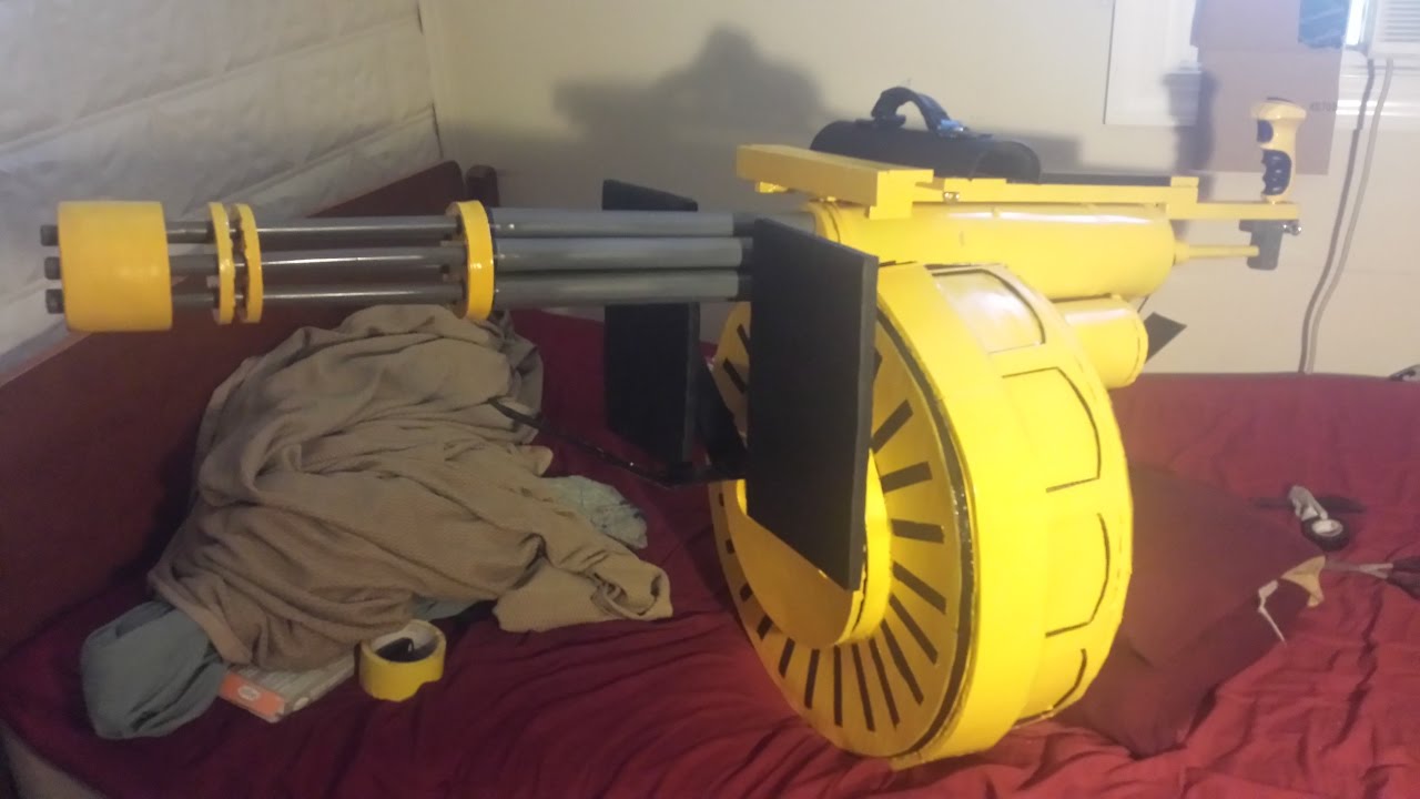 A FUNCTIONAL Coco Adel Minigun prop?! - RWBY Coco Adel Genderbend ...