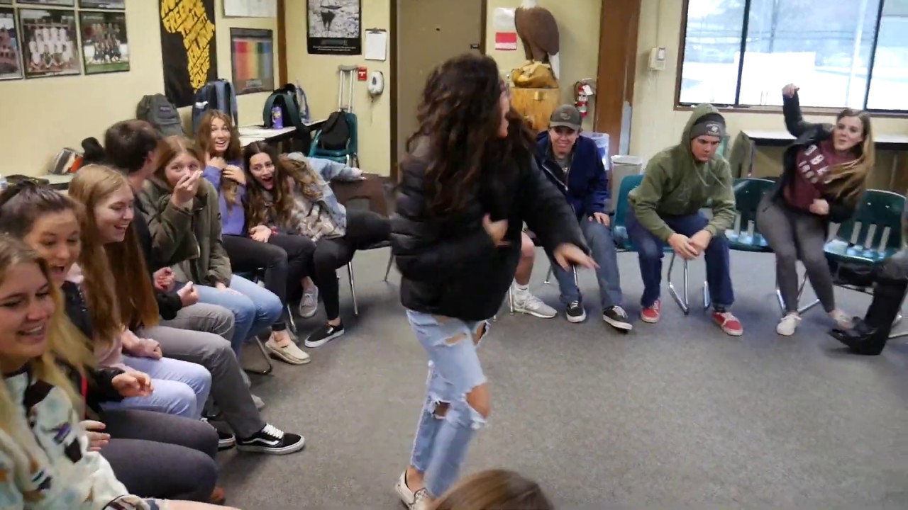 Team Building: Shuffle Buns - YouTube