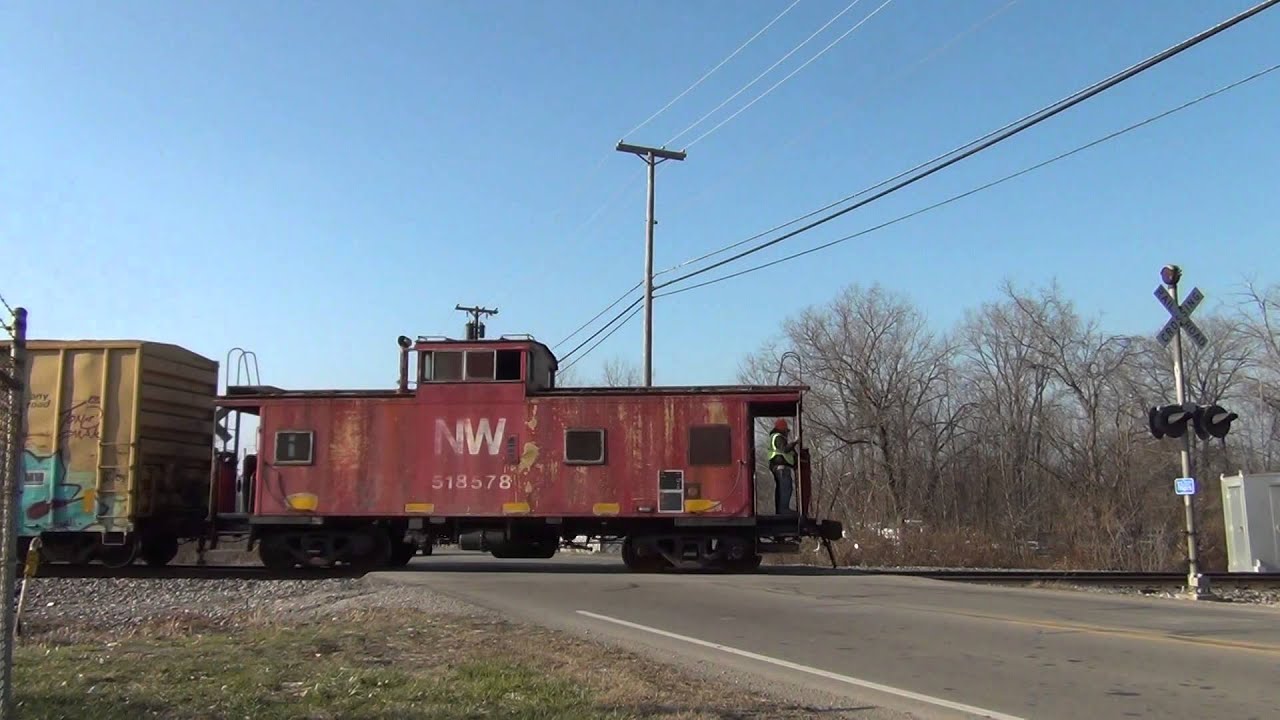 NS 6162 RS5T horn NW 518578 caboose shove LF10 local train - YouTube