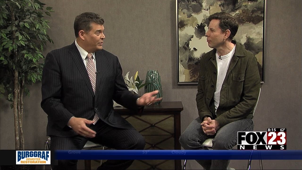 Comedian Ryan Hamilton speaks with FOX23 ahead of weekend shows - YouTube