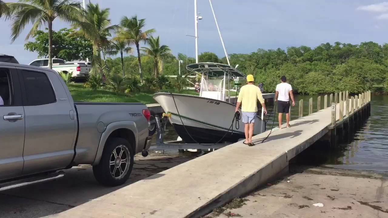 2005 Contender 21 contender in Miami, FL - YouTube