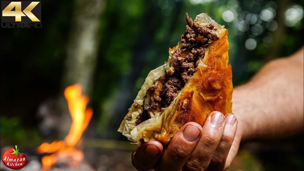ULTIMATE CRUNCH MEAT PIE IN THE FOREST! - YouTube
