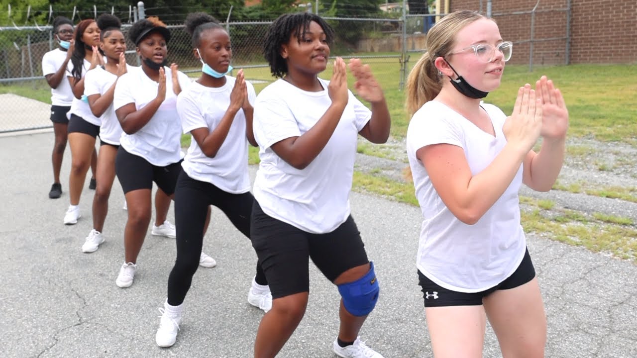 Stomp N Shake Cheerleading Isn't As Easy As It Looks! - YouTube