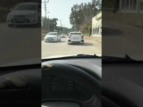 Araba Snap Gündüz - Hyundai Accent - Müslüm Gürses İkimizin Yerine